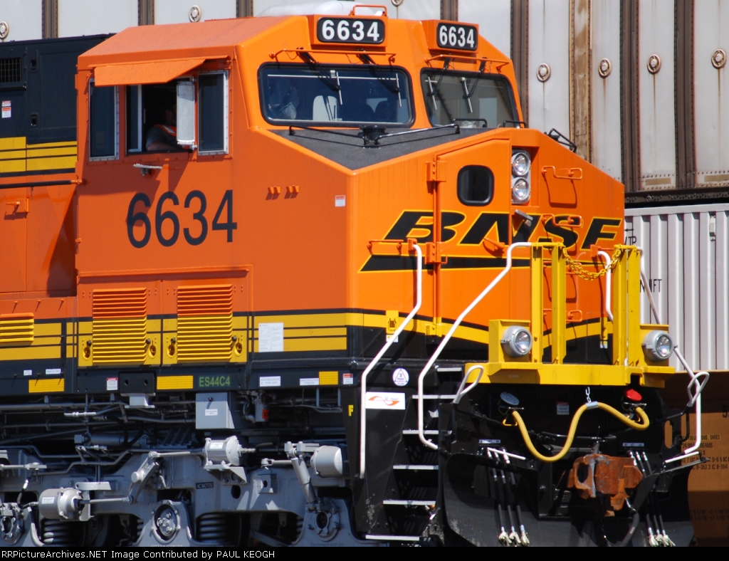 BNSF 6634 right side engineer cab shot as they wait to roll eastbound with a Z-Train.